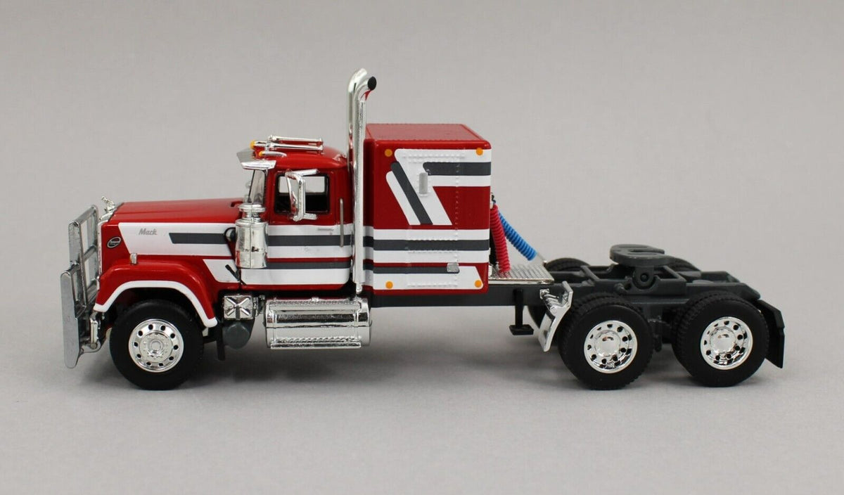 DCP 1:64 *RED & WHITE* Mack Super-Liner FLATTOP SLEEPER *NEW*| mc2-toys