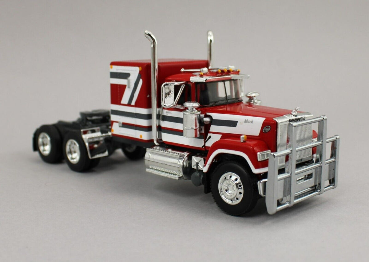 DCP 1:64 *RED & WHITE* Mack Super-Liner FLATTOP SLEEPER *NEW*| mc2-toys