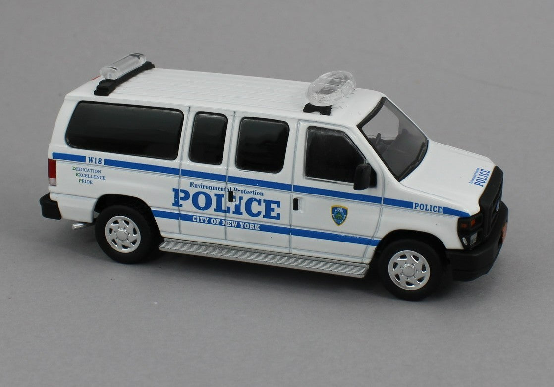 1:64 *596 DIECAST* New York NYPD FIRE DEPTARTMENT Ford E350 E-Series V ...