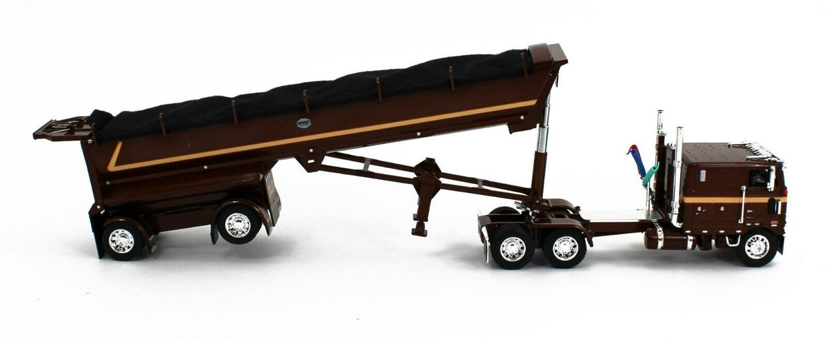 2023 DCP 1:64 *BROWN & TAN* Peterbilt 352 110" Sleeper & MAC Dump Trai ...